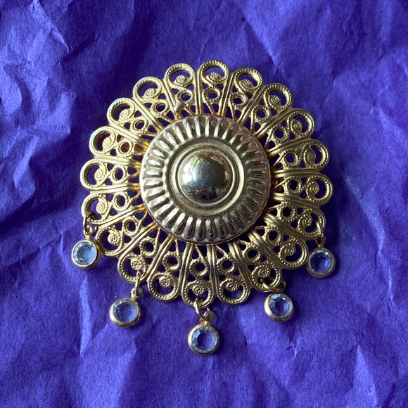 Jewelry | Medallion Style Round Dangle Brooch Pin | Poshmark
